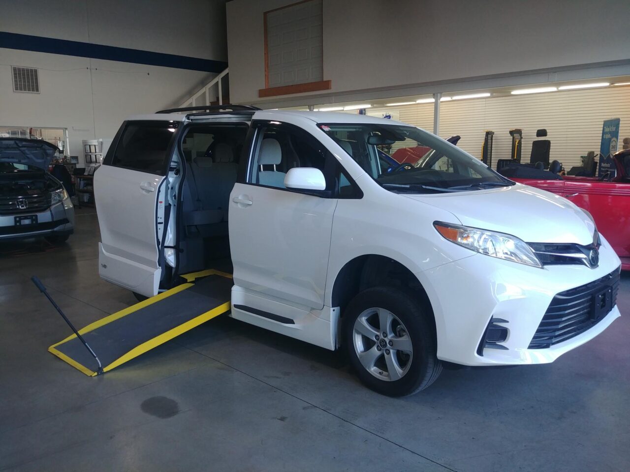 Side-Entry Wheelchair Accessible Van | Sidewinder